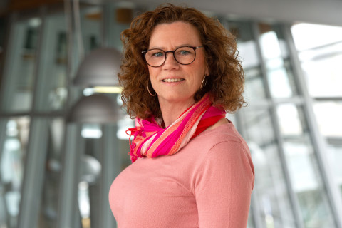 Frau Bröker